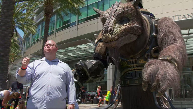 How To Make a Giant 14 ft, 2000 lb, Mechanical Creature - SolidSmack