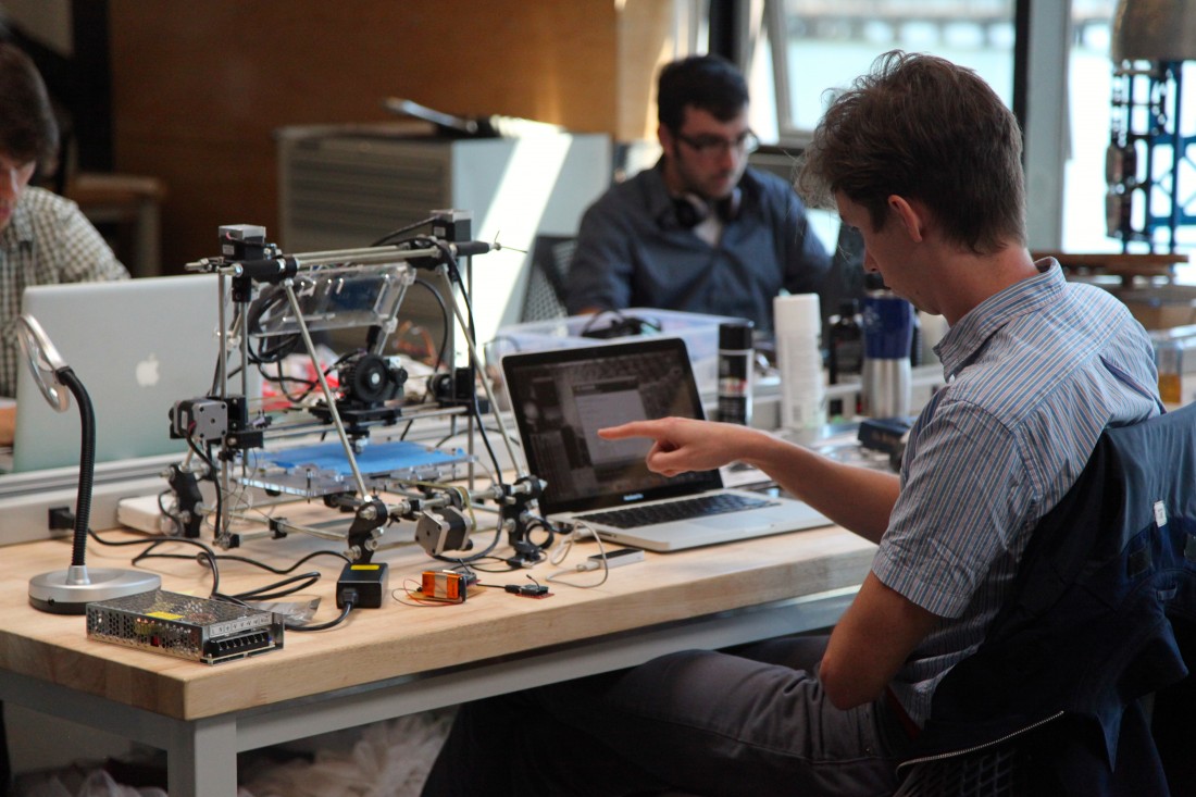 Seed Accelerator Y Combinator Pushes Deeper Into Launching Hardware Startups - SolidSmack