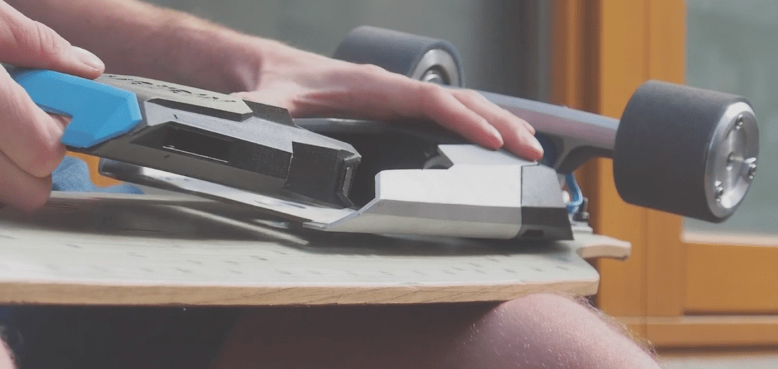 The Mellow Drive Uses Tesla-Style Batteries to Convert Any Skateboard ...