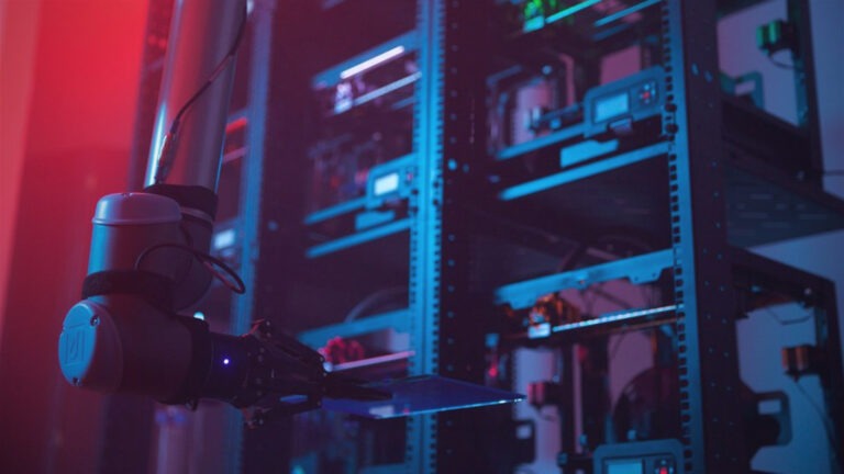 Voodoo Manufacturing Unveils the First-Ever Robot Operated 3D Printer ...
