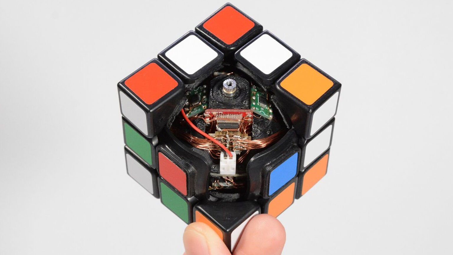Design Process: How to Create a Self-Solving Rubik’s Cube - SolidSmack
