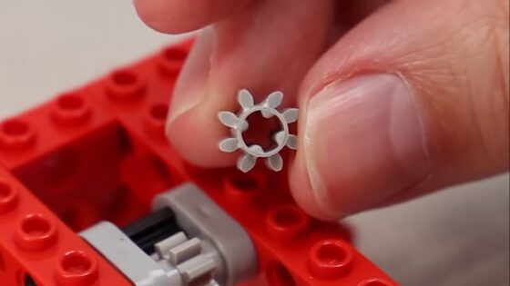 Just How Much Load Can The Smallest LEGO Gear Handle? - SolidSmack