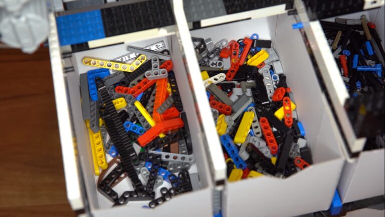 Behold The World’s First Universal LEGO Sorting Machine - SolidSmack