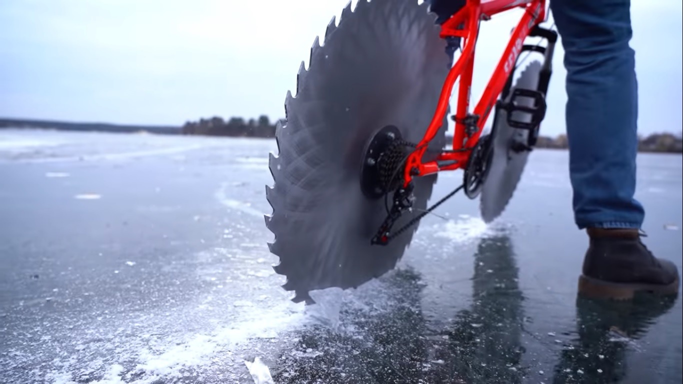 The Q Makes Bladed Bicycle You Can Ride on Ice - SolidSmack