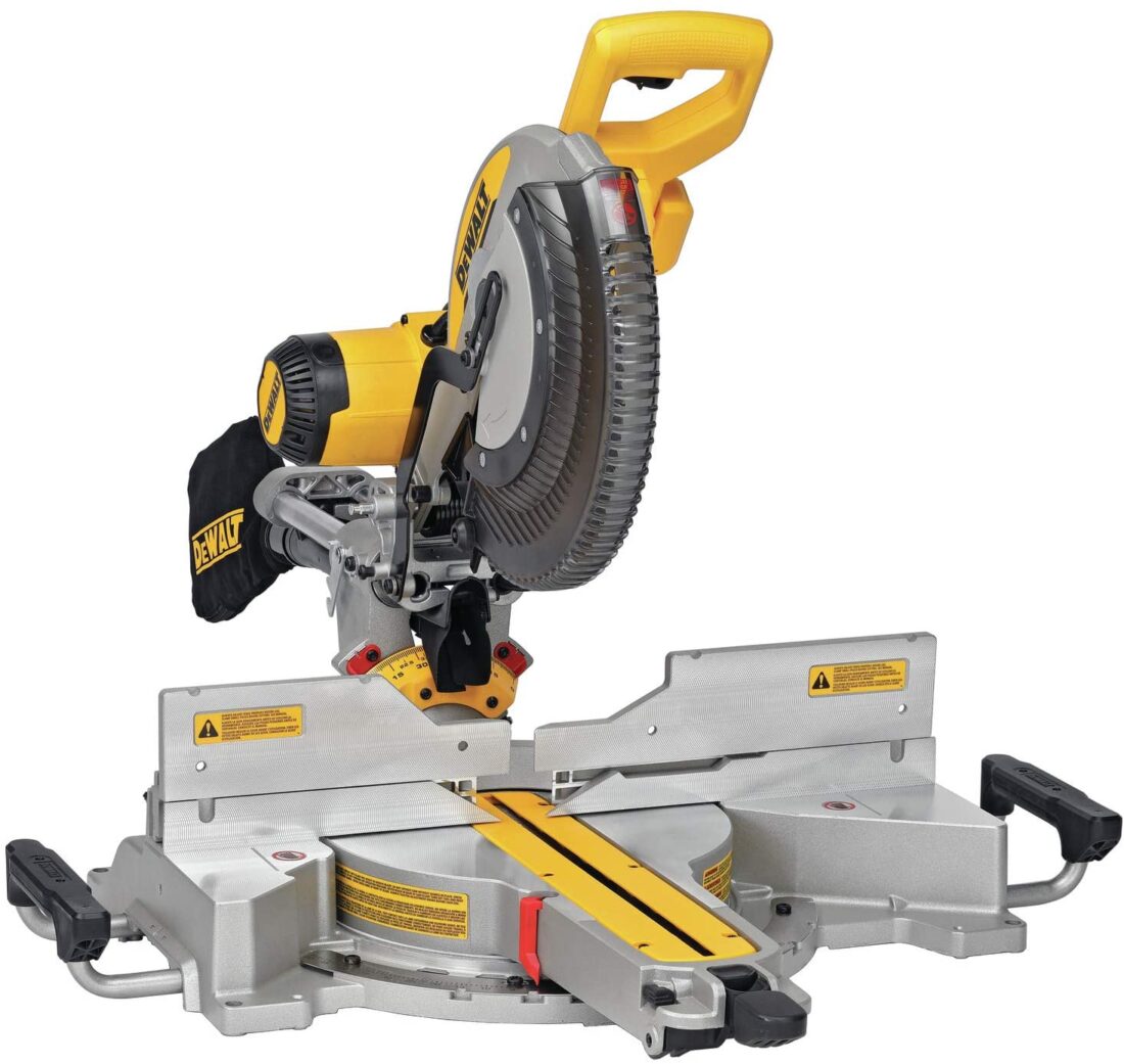 5 Best Sliding Miter Saws (2021 Review) - SolidSmack