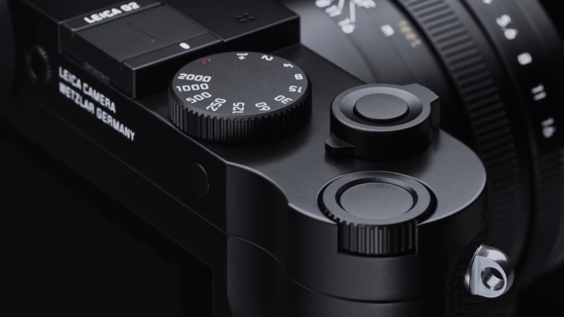 Best Leica Cameras for Enthusiasts and Pros
