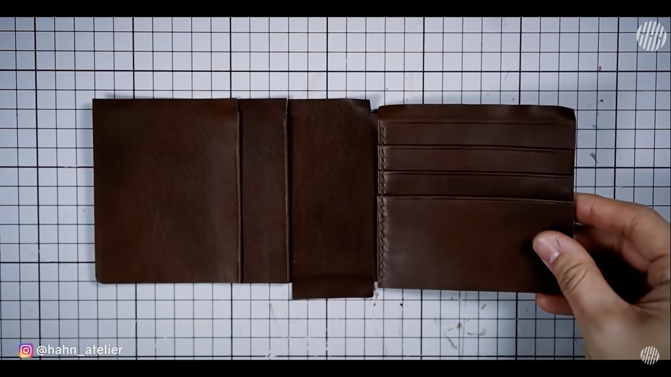 Leathercraft Company Recreates a 30-Year-Old Wallet From a Defunct Brand